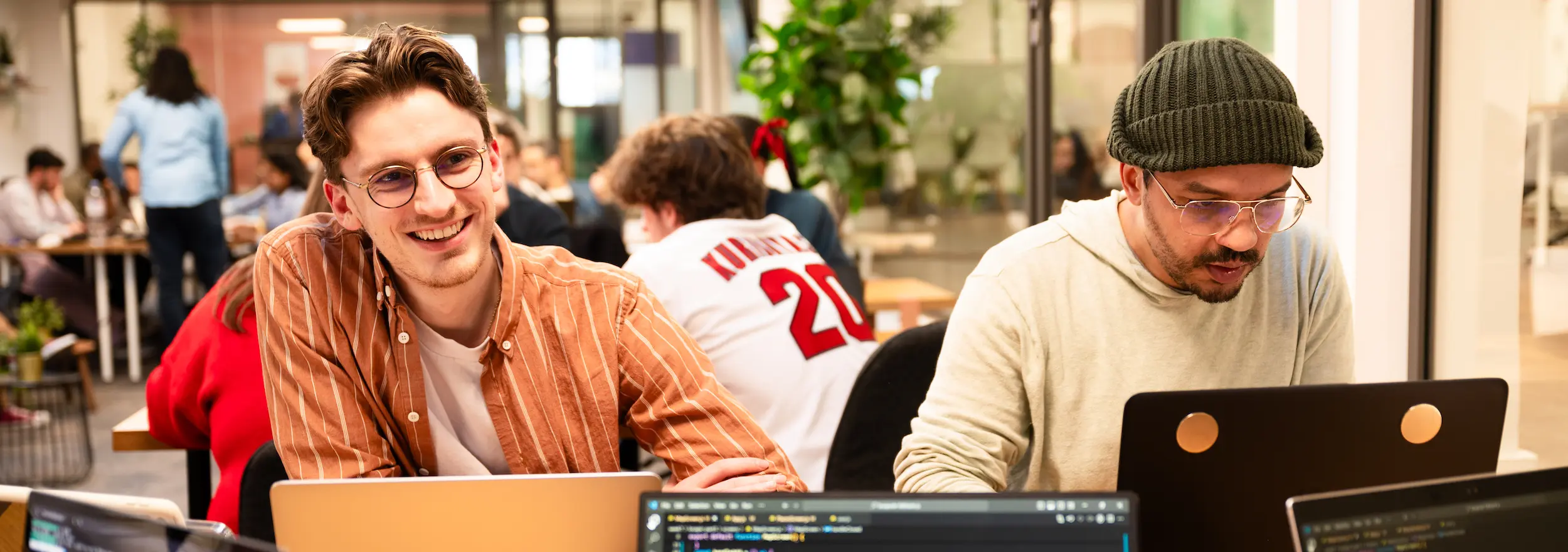 Quel est le salaire d'un Data Analyst en 2025 - La Capsule